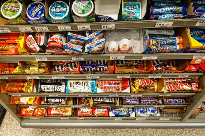 This Popular Candy Bar Was Ranked Dead Last And People Actually Agree ...